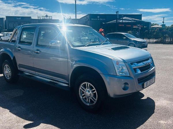 Used Isuzu KB 300D-Teq LX 4x4 Double-Cab for sale in Kwazulu Natal ...