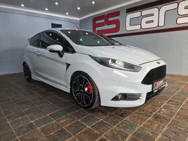 Used Ford Fiesta ST 200 1.6 EcoBoost 3-dr for sale in Free State - Cars ...