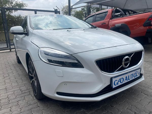 Used Volvo V40 T2 Momentum Auto for sale in Gauteng - Cars.co.za (ID ...