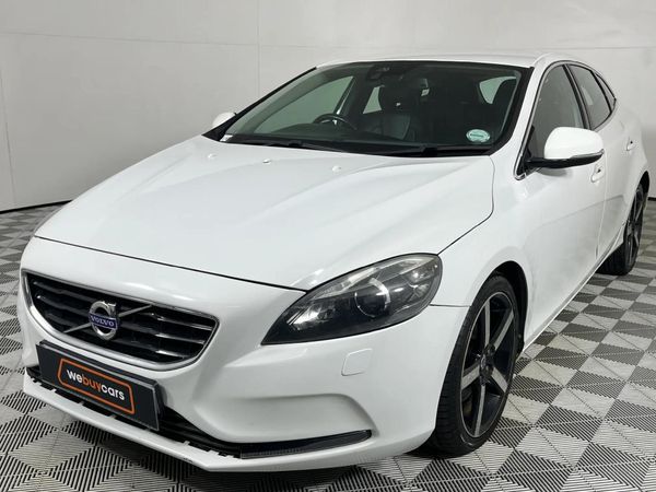Used Volvo V40 T4 Elite Auto for sale in Kwazulu Natal - Cars.co.za (ID ...