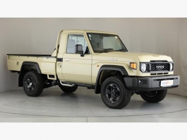 Used Toyota Land Cruiser 79 2.8GD-6 Single-Cab for sale in Gauteng ...