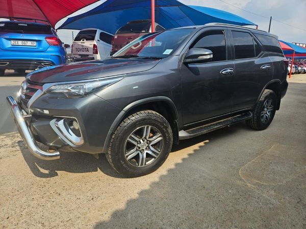 Used Toyota Fortuner 2.8 GD-6 Raised Body Auto for sale in Gauteng ...