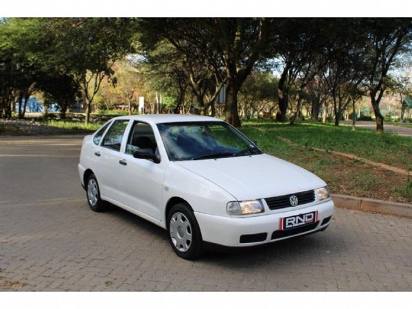 Used Volkswagen Polo Classic 1.6 for sale in Gauteng - Cars.co.za (ID ...