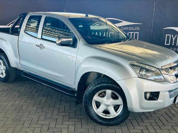 Used Isuzu KB 300 D-Teq LX Extended Cab for sale in North West Province ...