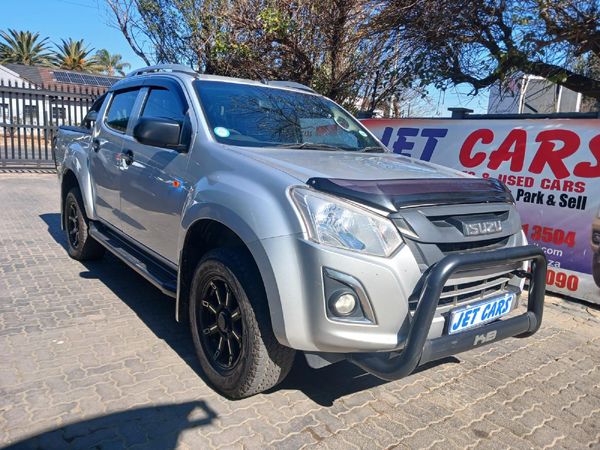 Used Isuzu KB 300 D-Teq LX Double-Cab for sale in Gauteng - Cars.co.za ...