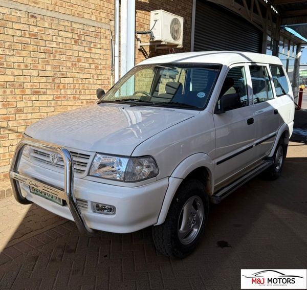 Used Toyota Condor 2400i 4x4 RV for sale in North West Province - Cars ...