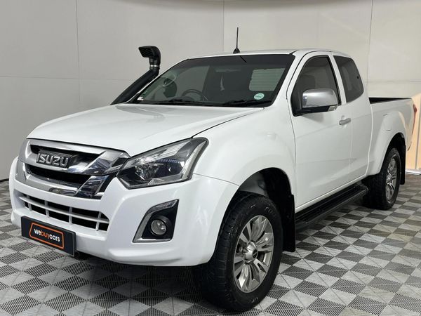 Used Isuzu KB 300 D-Teq LX Auto Extended Cab for sale in Limpopo - Cars ...