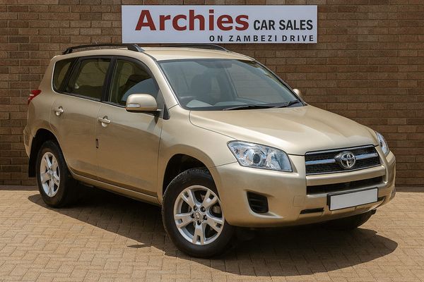 Used Toyota RAV4 Toyota RAV 2.0 petrol Auto for sale in Gauteng - Cars ...