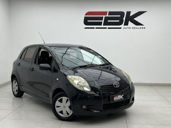 Used Toyota Yaris T1 5-dr for sale in Gauteng - Cars.co.za (ID::10425355)