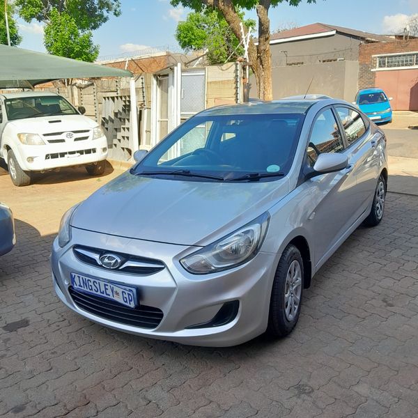 Used Hyundai Accent 1.6 GL | Motion for sale in Gauteng - Cars.co.za ...