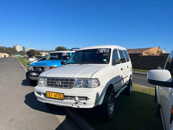 Used Toyota Condor 2400i 4x4 RV for sale in Western Cape - Cars.co.za ...