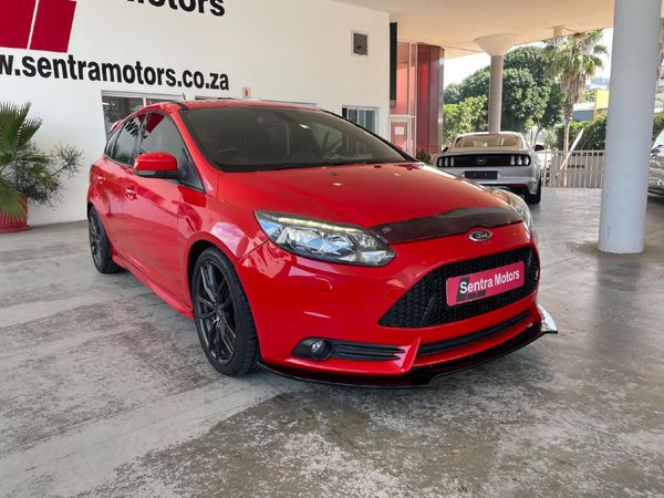 Used Ford Focus 2.0 GTDi ST3 5-dr for sale in Free State - Cars.co.za ...