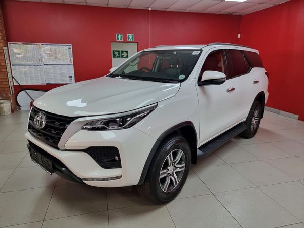 Used Toyota Fortuner 2.4 GD-6 Raised Body Auto for sale in Gauteng ...