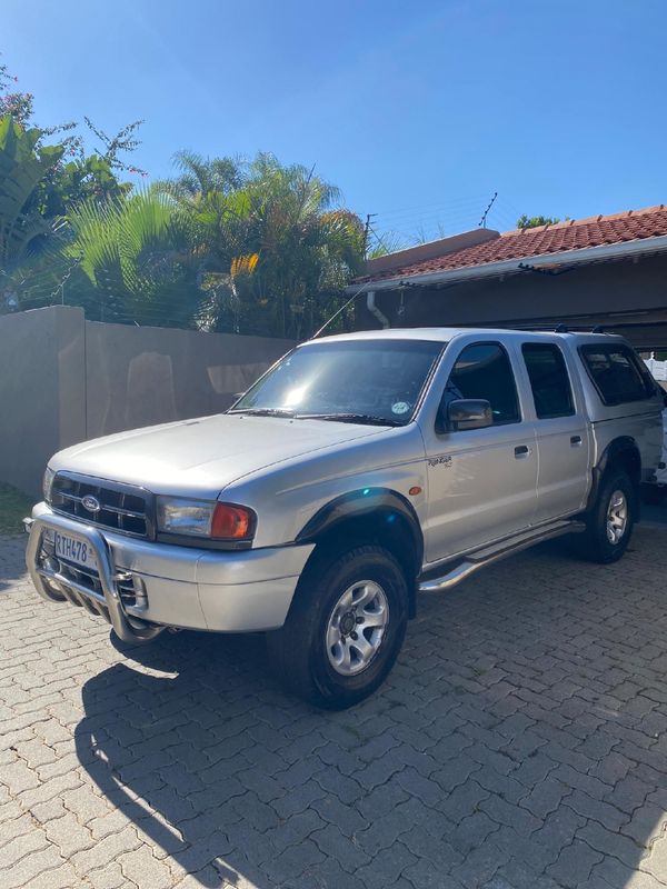 Used Ford Ranger 2500TD XLT 4x4 Double-Cab for sale in Gauteng - Cars ...