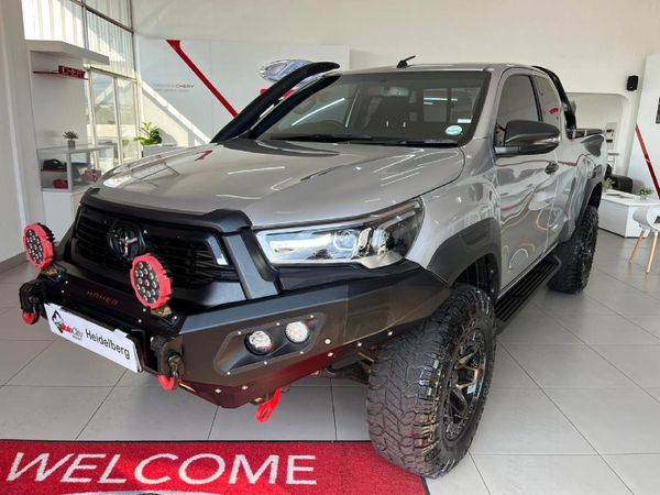 Used Toyota Hilux 2.8 GD-6 Raised Body Legend 4x4 Auto Extended Cab for ...