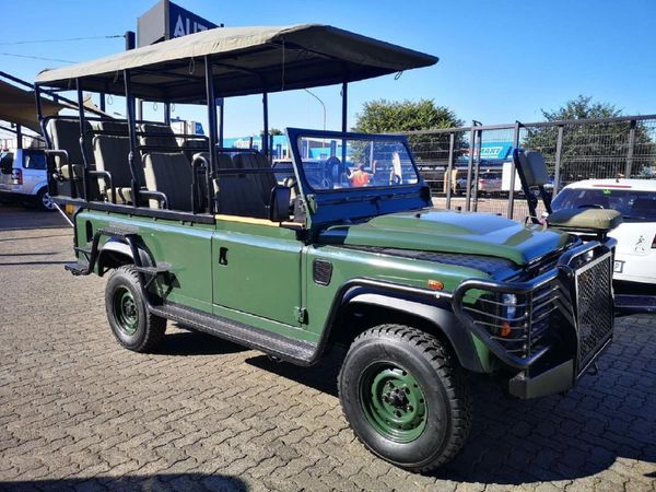 Used Land Rover Defender 110 2.2D Station Wagon for sale in Gauteng ...