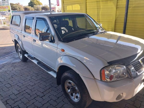 Used Nissan NP300 2.4i Hi-Rider 4x4 Double-Cab for sale in Northern ...
