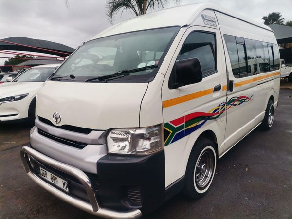 Used Toyota Quantum 2.7 Sesfikile 16-seat for sale in Gauteng - Cars.co ...