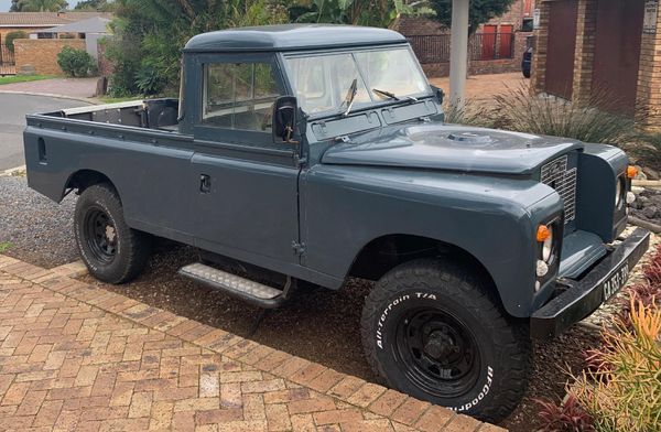 Used Land Rover Defender 109 88-in SWB Regular for sale in Western Cape ...