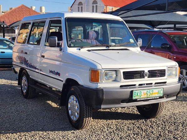 Used Toyota Venture 2200 6+4 for sale in Northern Cape - Cars.co.za (ID ...
