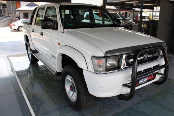 Used Toyota Hilux 3000 KZ-TE Raider 4x4 Double-Cab for sale in Gauteng ...