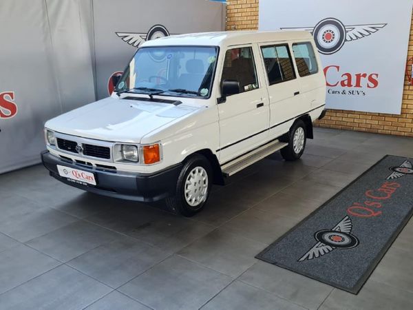 Used Toyota Venture 2200 6+4 for sale in Gauteng - Cars.co.za (ID::9277256)