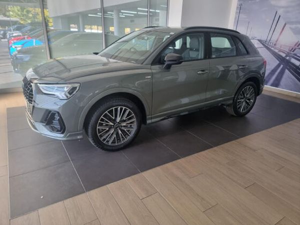 New Audi Q3 Black Edition Auto | 35 TFSI for sale in Gauteng - Cars.co ...