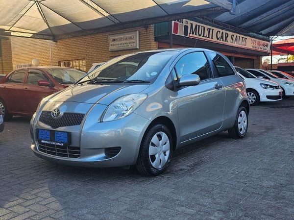 Used Toyota Yaris T1 3-dr for sale in Gauteng - Cars.co.za (ID::9599236)