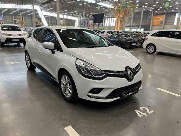 Used Renault Clio IV 1.2T Expression Auto 5-dr (88kW) for sale in ...