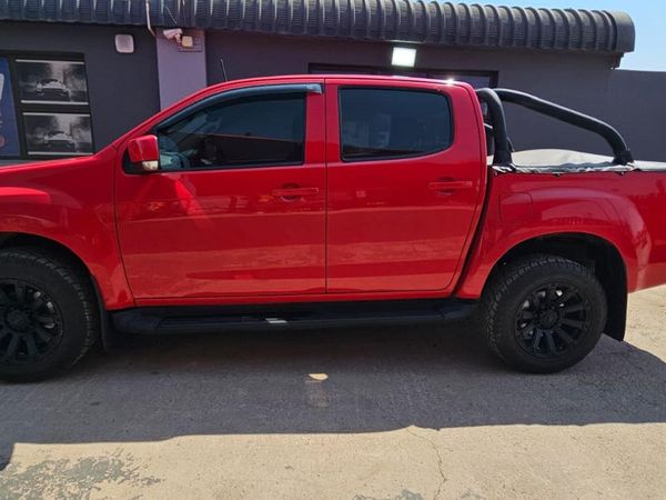 Used Isuzu KB 240i LE Double-Cab for sale in Gauteng - Cars.co.za (ID ...
