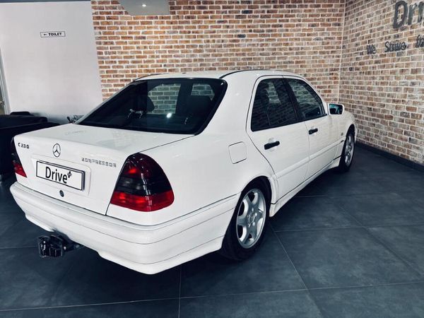 Used Mercedes-Benz C-Class C 230 Kompressor Sport for sale in Gauteng ...