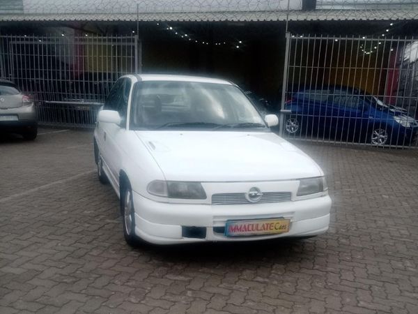 Used Opel Astra 200i E for sale in Gauteng - Cars.co.za (ID::9872650)
