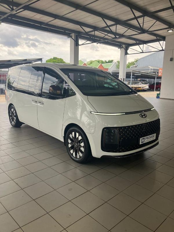 Used Hyundai Staria 2.2d Luxury Auto for sale in Gauteng - Cars.co.za ...