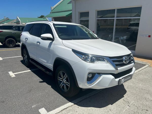 Used Toyota Fortuner 2.4 GD-6 Raised Body Auto for sale in Western Cape ...