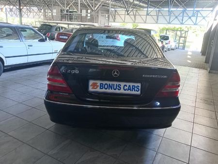 Used Mercedes-Benz C-Class C 200K Avantgarde Auto for sale in Gauteng ...
