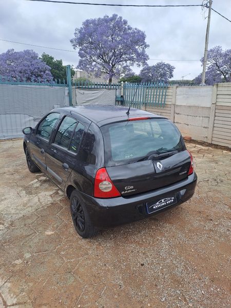 Used Renault Clio 1.2 16v Va-Va-Voom 5-dr Pack for sale in Gauteng ...