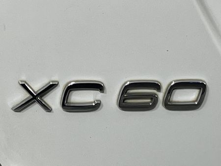 Used Volvo XC60 D5 Auto R-Design for sale in Eastern Cape - Cars.co.za ...