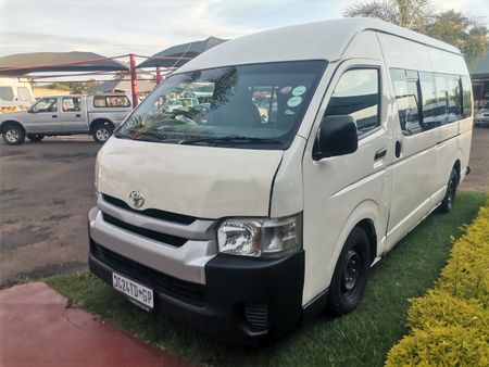 Used Toyota Quantum 2.7 VVTI Petrol M/T for sale in Gauteng - Cars.co ...