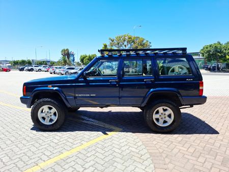 Used Jeep Cherokee 2.5 TD Country for sale in Western Cape - Cars.co.za ...
