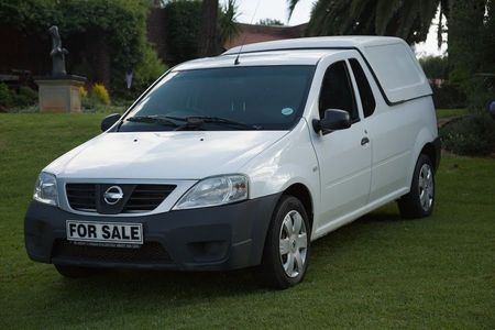 Used Nissan NP200 NP200 1.5DCi with Canopy for sale in Gauteng - Cars ...