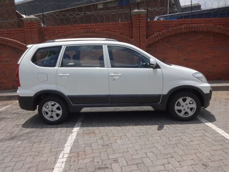 Used FAW Sirius S80 1.3 7-seat for sale in Gauteng - Cars.co.za (ID ...