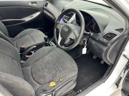 Used Hyundai Accent 1.6 GL | Motion for sale in Gauteng - Cars.co.za ...