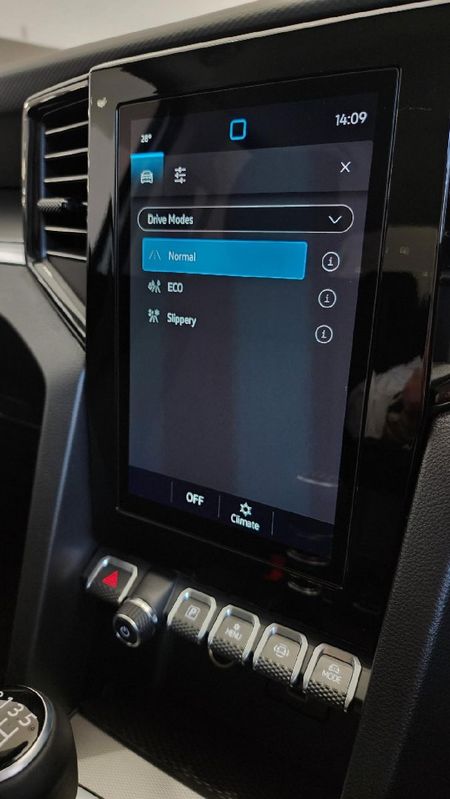 New Volkswagen Amarok 2.0 TDI 125kW Life Double-Cab for sale in Gauteng ...