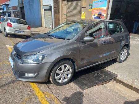 Used Volkswagen Polo 1.6 Comfortline 5-dr for sale in Gauteng - Cars.co ...