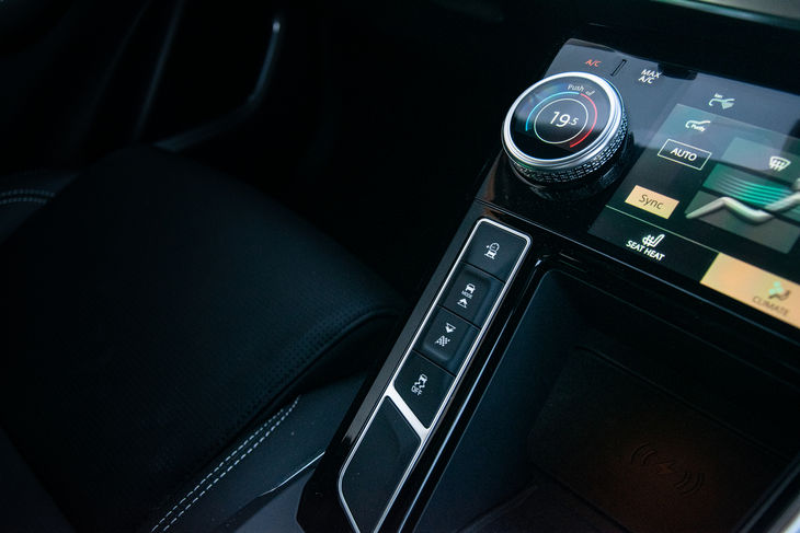 Jaguar I-Pace (2021) Review