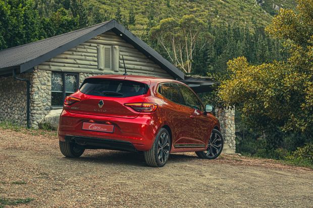 Renault Clio (2022) Review