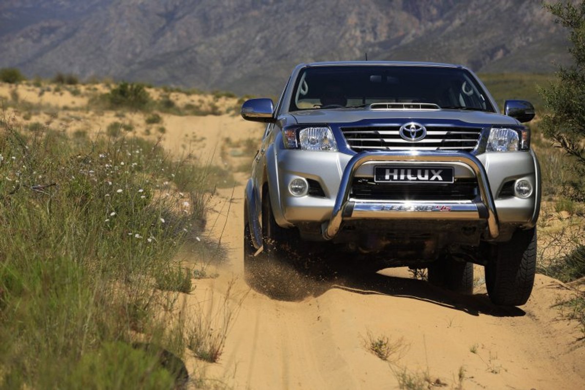 Toyota Hilux Legend 45 - Specs and Pricing - Cars.co.za