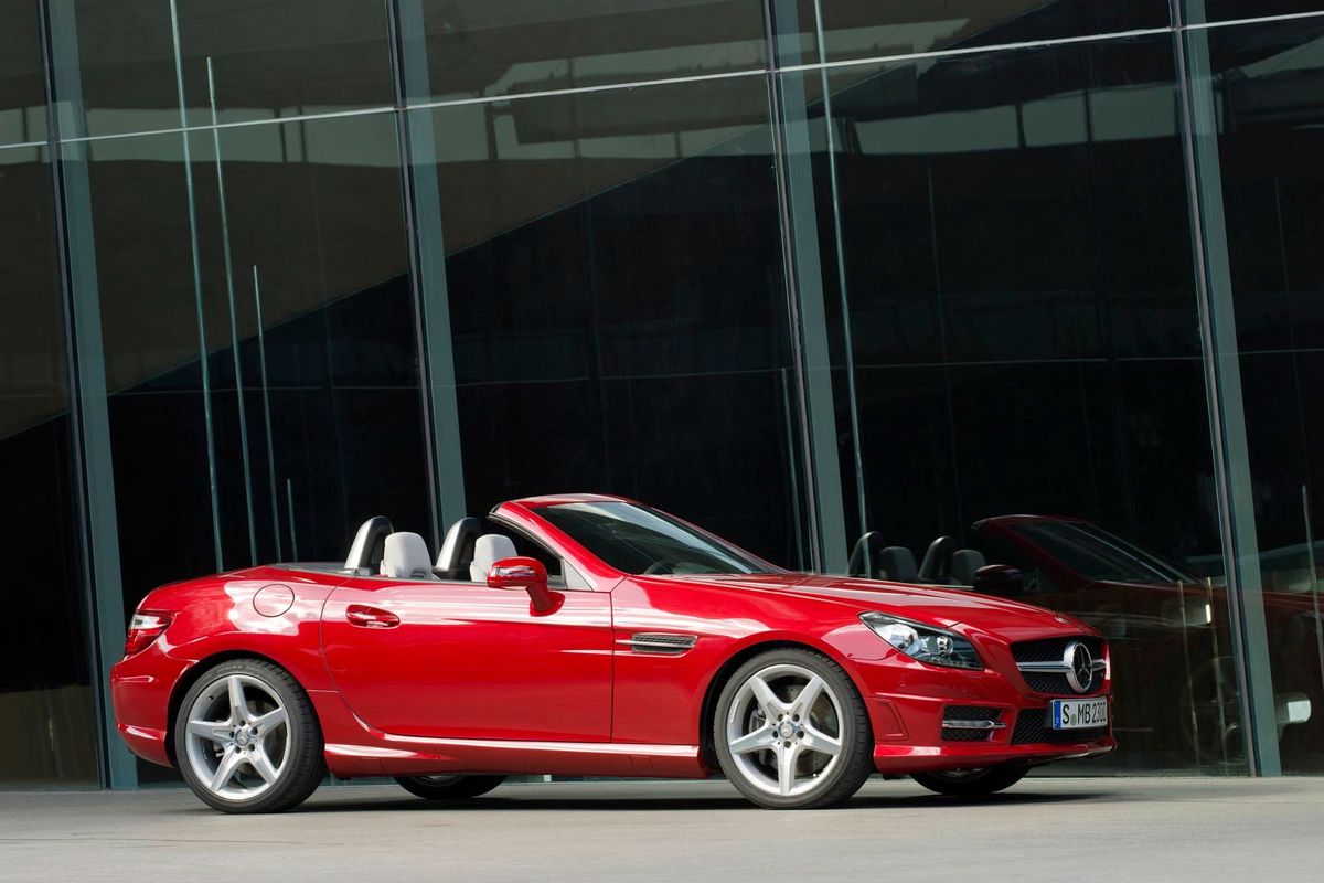 Mercedes-Benz SLK 250 AMG Review