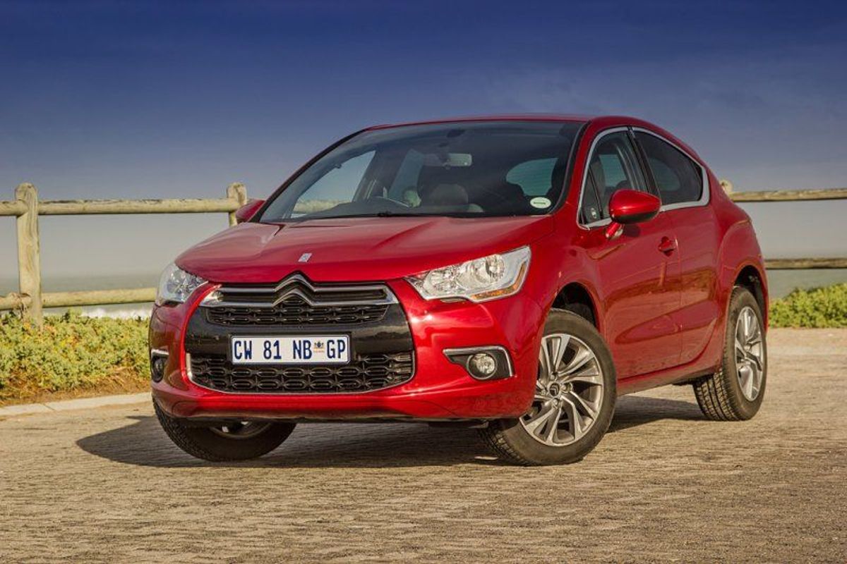 Citroen DS4 VTi120 (2014) Review