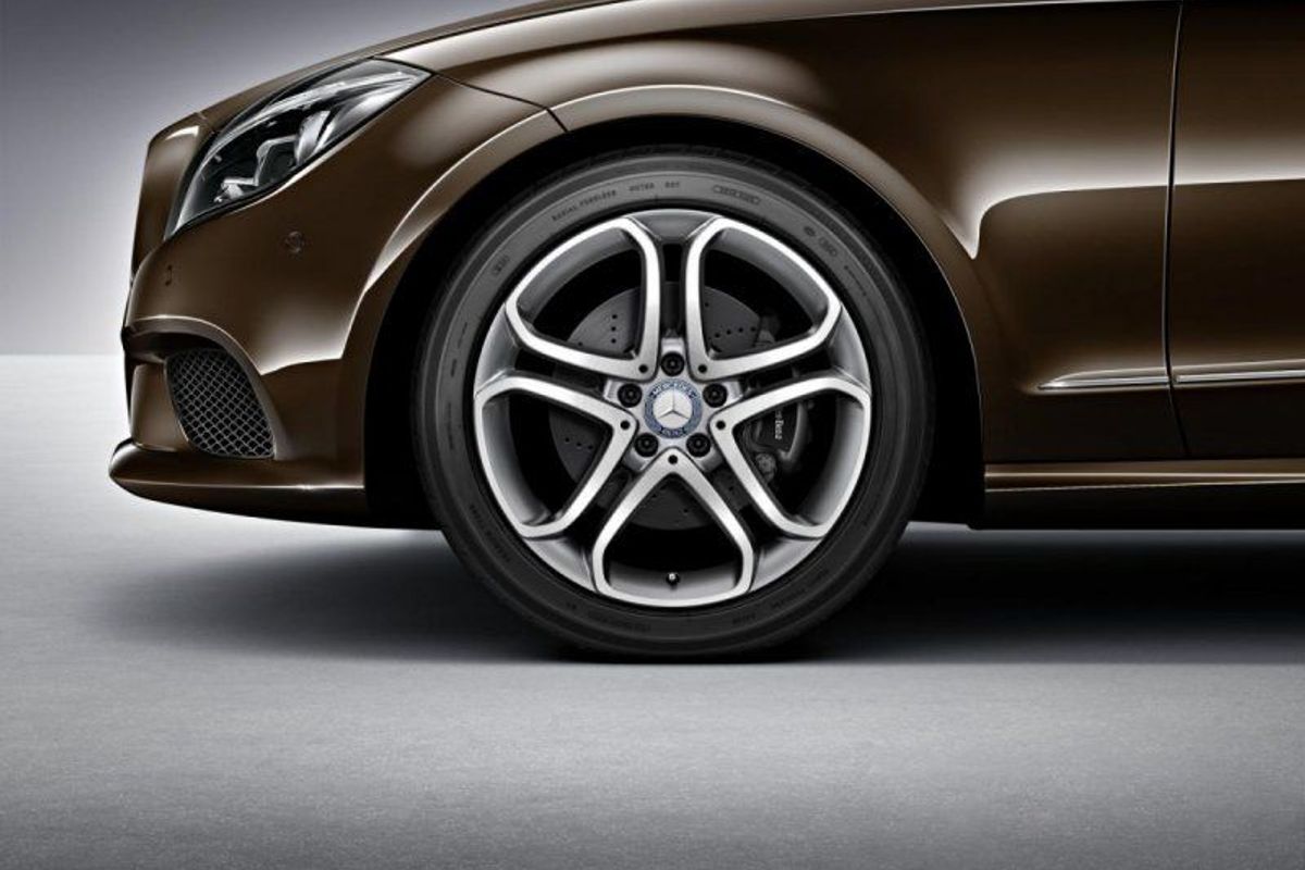 Mercedes-Benz CLS Special Packs Announced